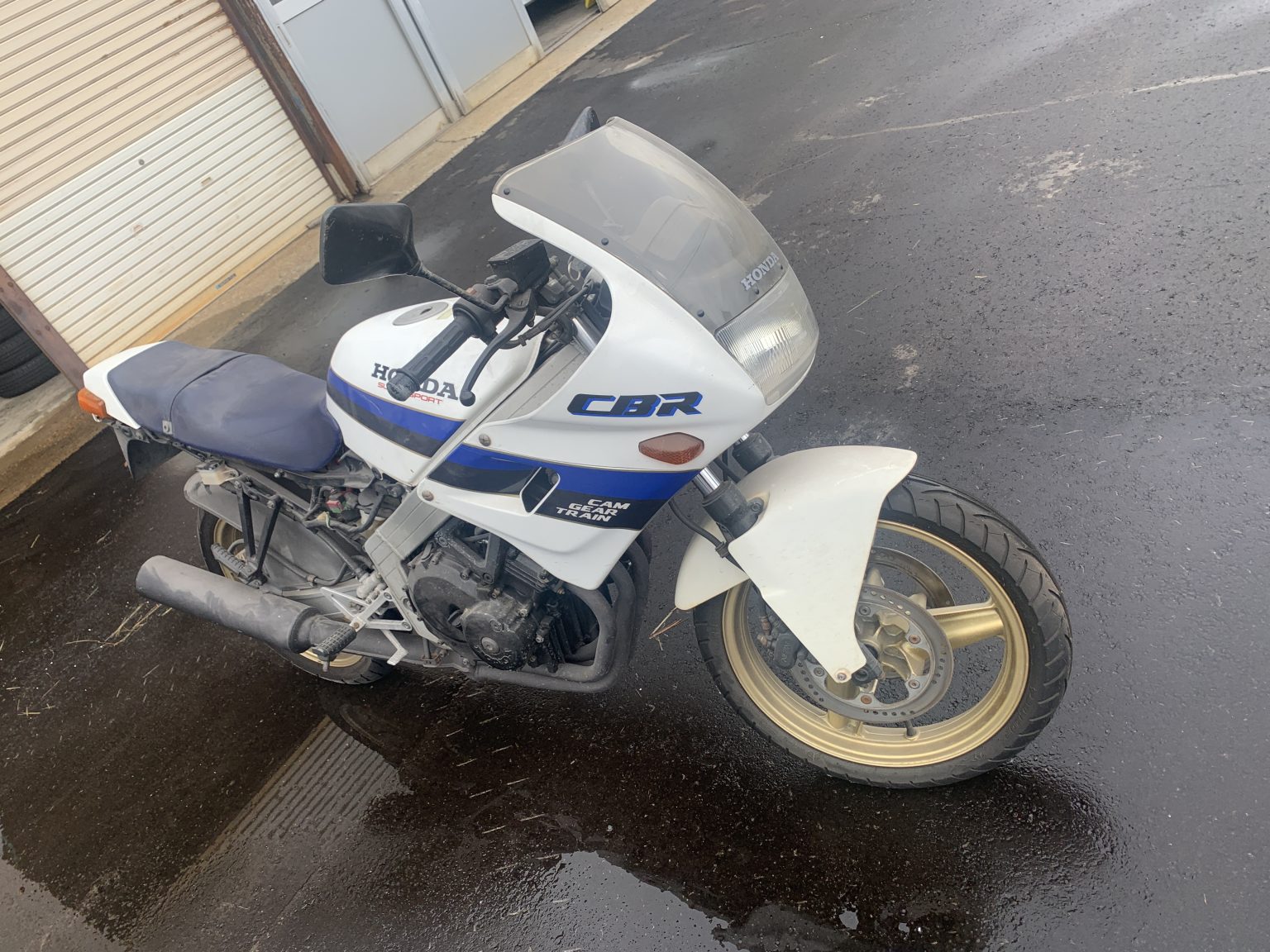 CBR250F(MC14)の紹介 - 西浜オートサービス